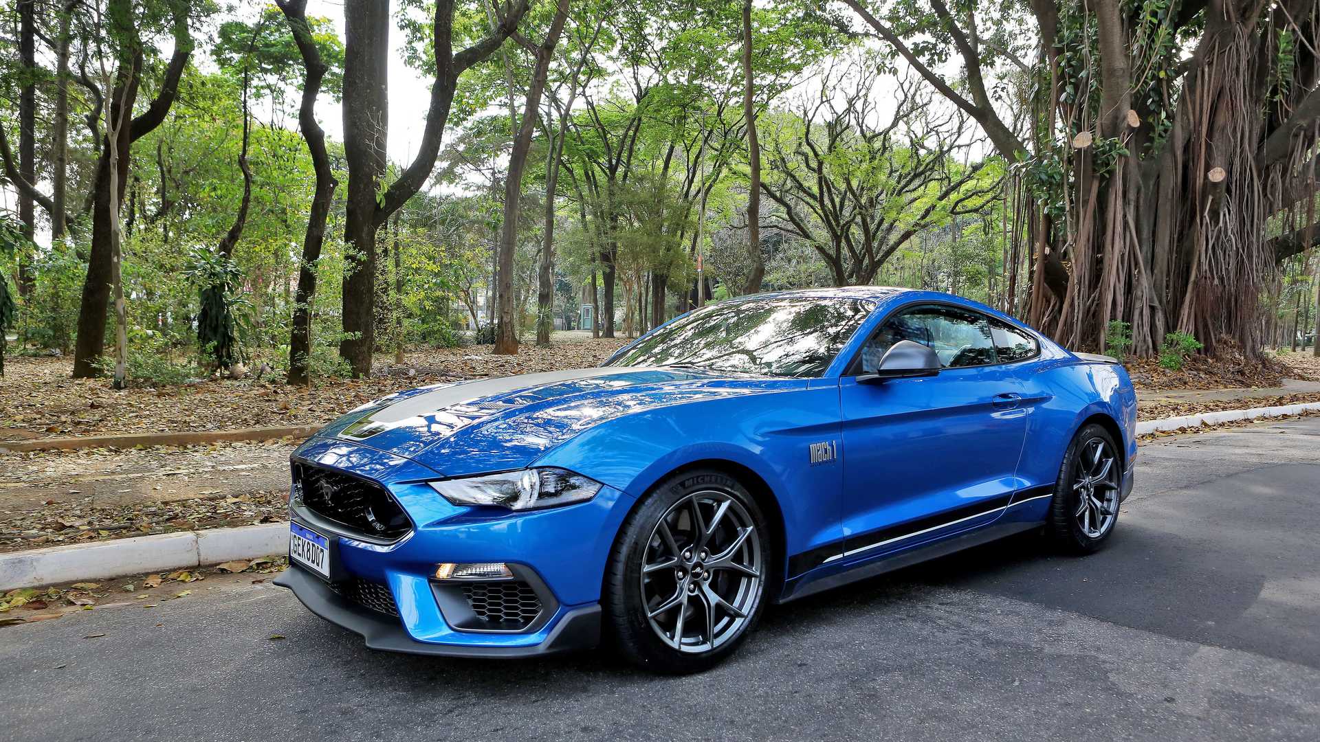 Mustang Mach 1 2022 chega ao Brasil com novas opções de cores e preço ...
